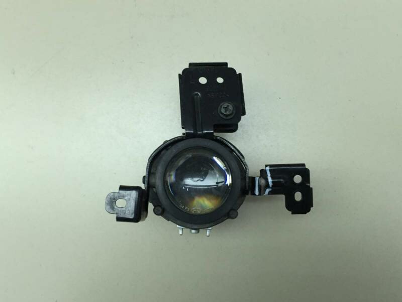 Фара противотуманная левая Kia Sportage 4 QL 2016 кат.номер: 92201F1000