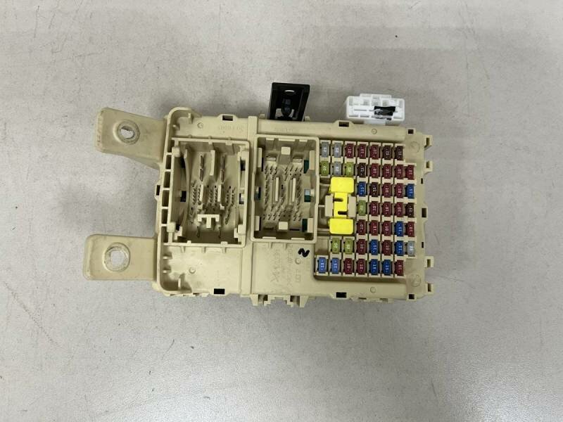 Блок предохранителей Kia Rio X-Line 2017 кат.номер: 91950H0100