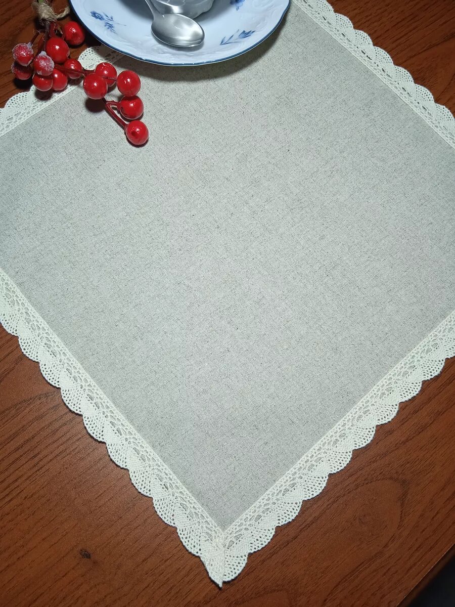 Салфетка декоративная без рисунка, лен, кружево, 30x30 сантиметров