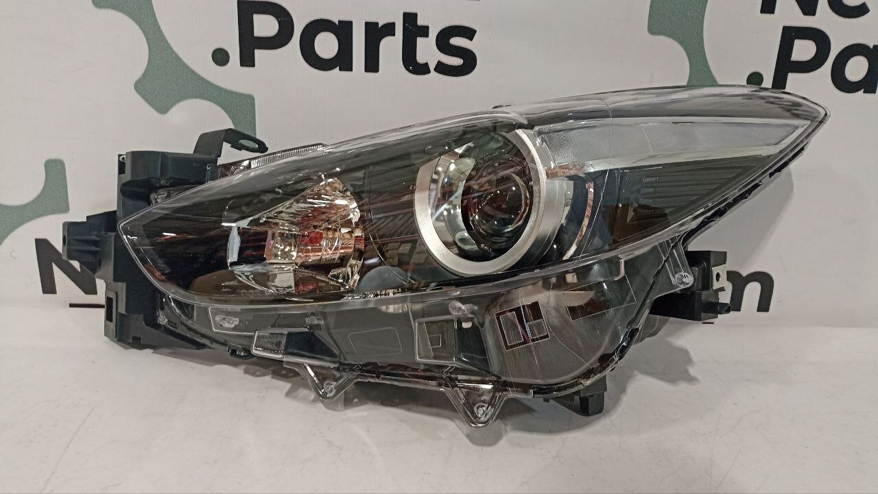 Фара левая галоген Mazda 3 BM 16-19