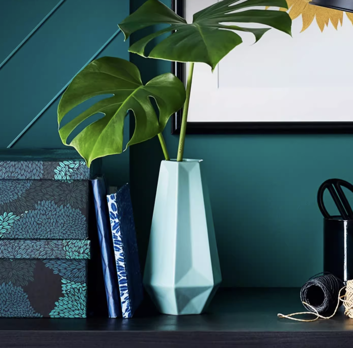 Ваза IKEA LIVSLANG, настольная, стекло, высота 20см, цвет мятный