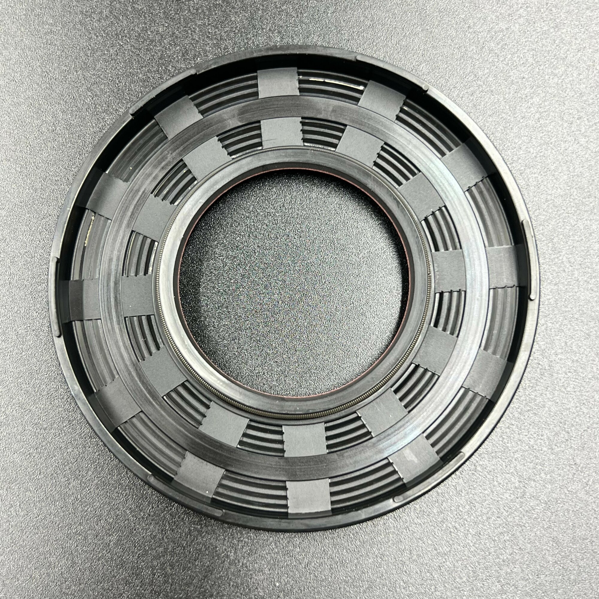 Сальник коленвала BRP Ski-Doo/Lynx (40х80х7) (420931280) (KINETIX)