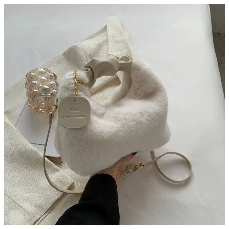 Высококачественная плюшевая сумка для женщин 2025 года, новая зимняя универсальная сумка через плечо, маленькая сумка для поездок, меховая сумка
