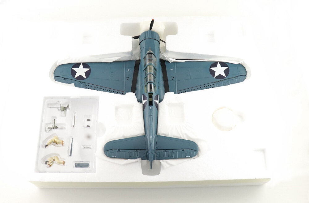 Hobby Master Модель самолета Douglas SBD-3 Dauntless