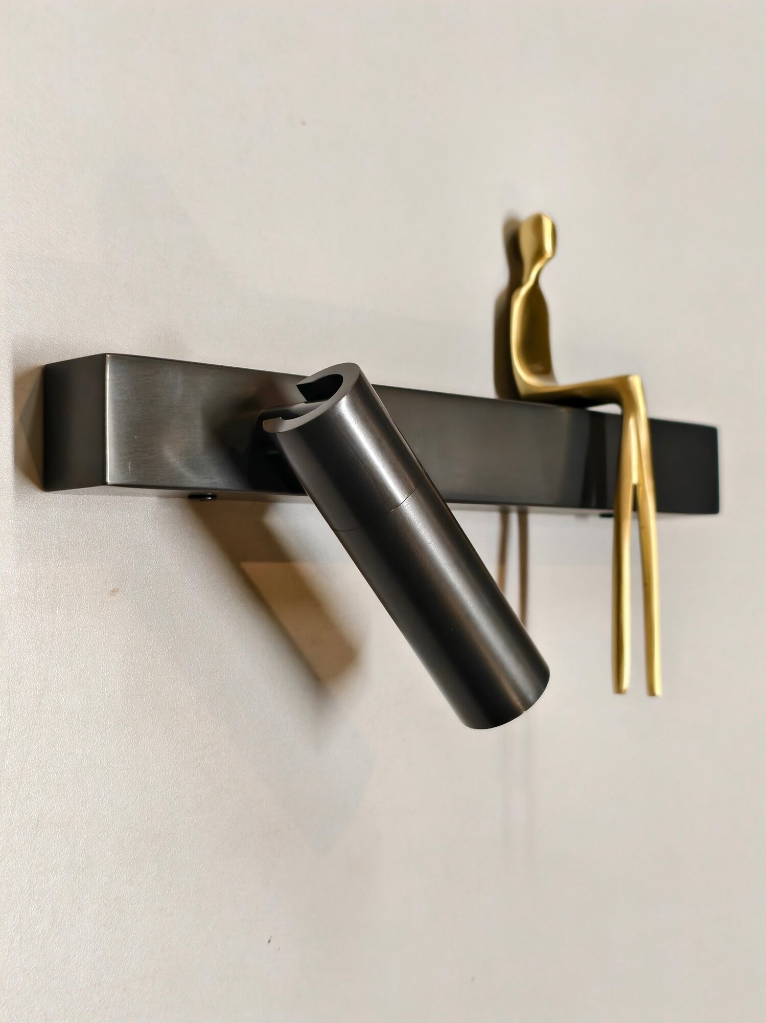 Настенный светильник Vision Man 2, парные бра, 2 шт, черненая латунь, кнопка включения на корпусе