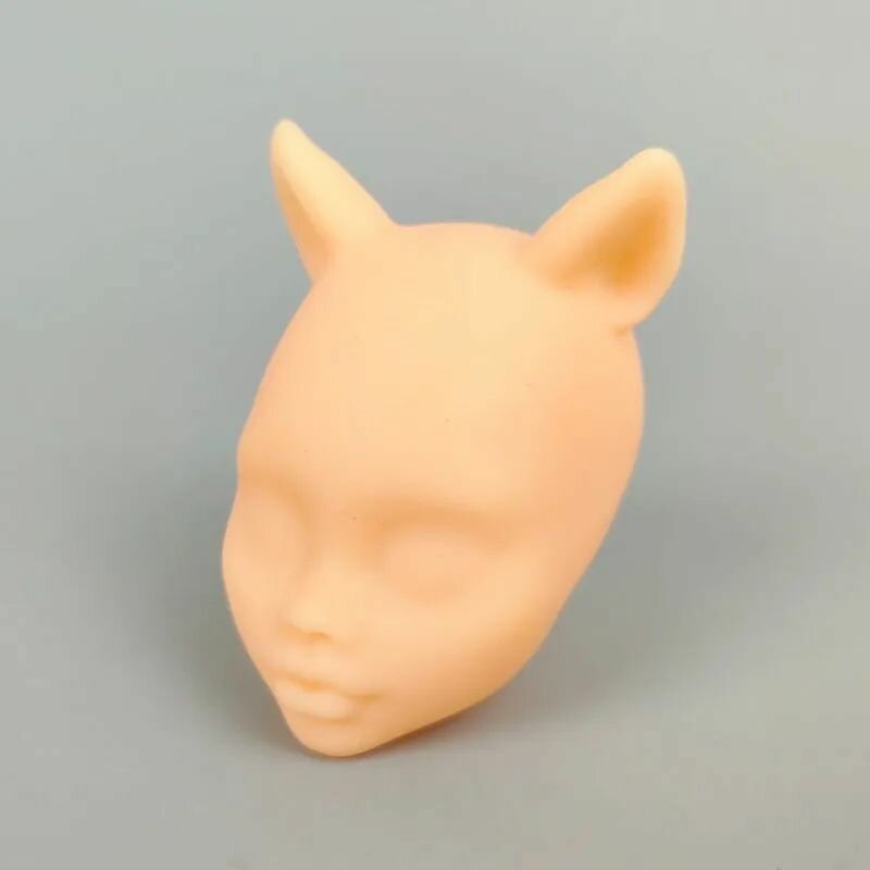 Голова телесного цвета без макияжа для куклы монстер хай