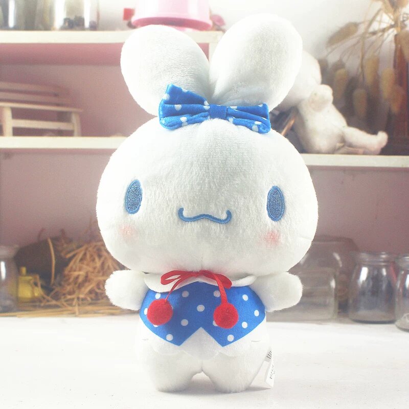 Новая плюшевая игрушка в японском стиле от Miniso: радужная кукла Cinnamoroll и маленькая белая собачка My Melody.