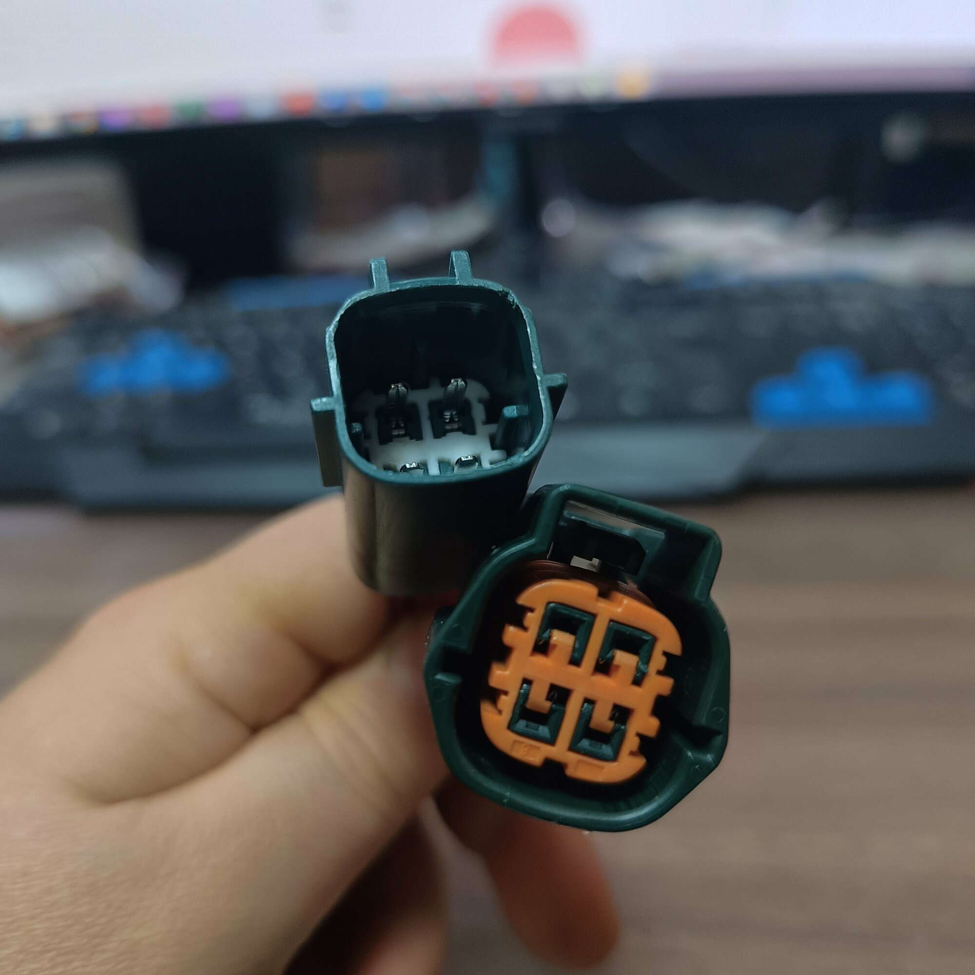 Разъем (штекер) 4 контакта датчика кислорода NISSAN RENAULT (мапа+папа)