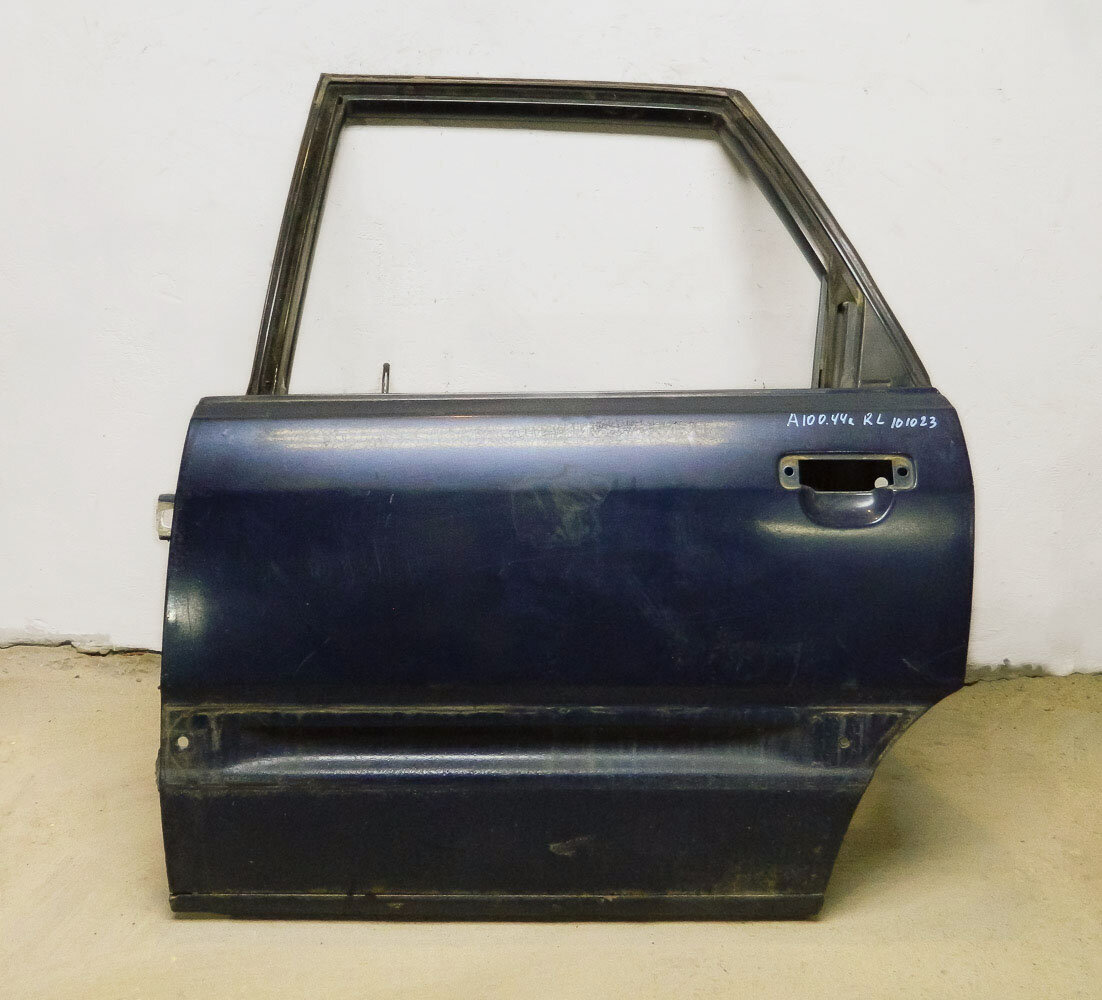 Дверь задняя левая Audi 100 C3