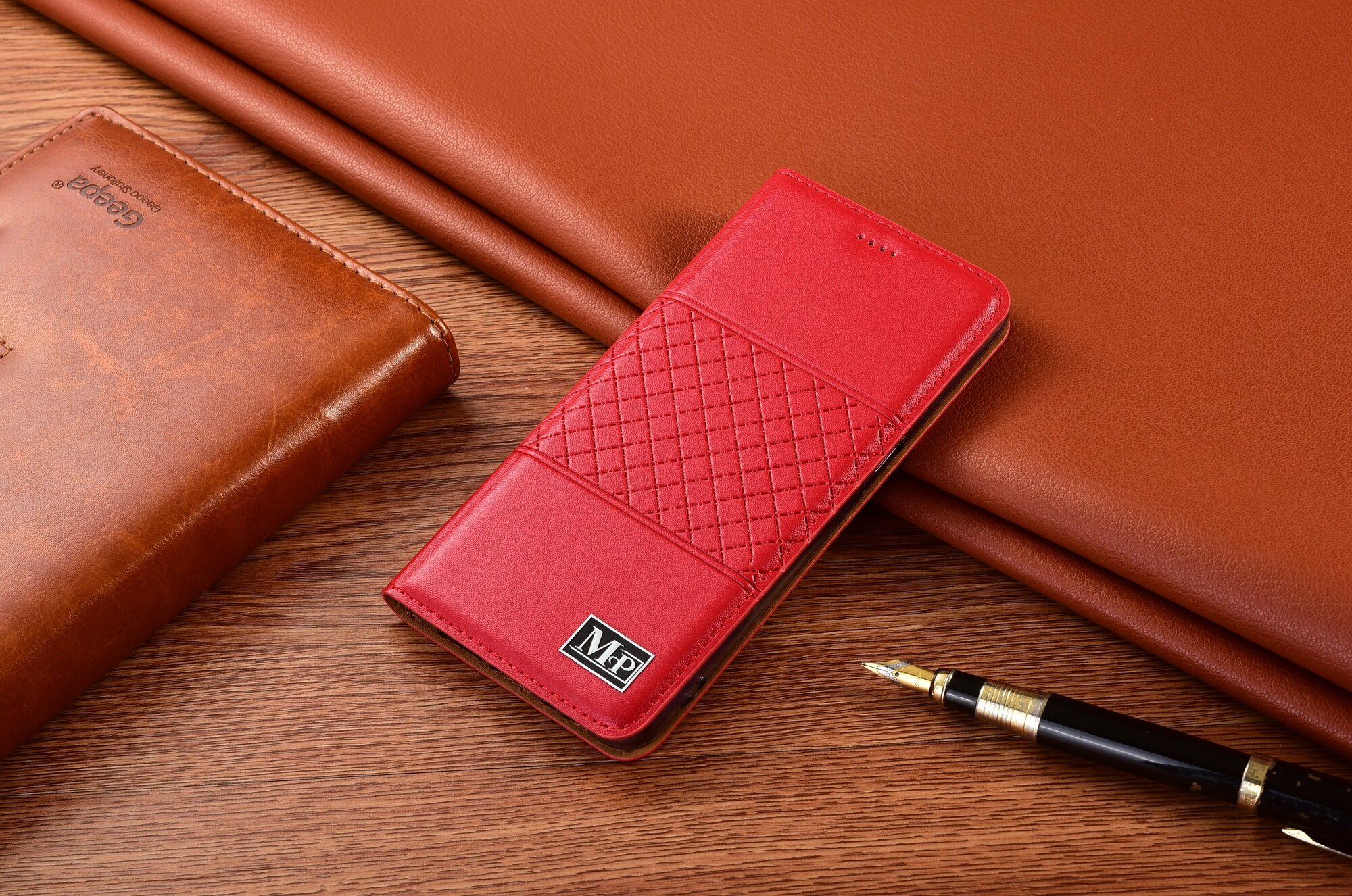 Чехол-книжка MyPads Premium Immagine для Honor 90 из импортной натуральной кожи дорогой элитный с элегантной стеганой прошивкой красный. Только в н.