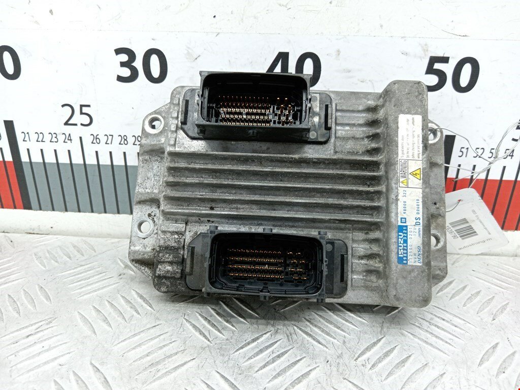 Блок управления двигателем Opel Meriva A 98021571 арт. 1939790