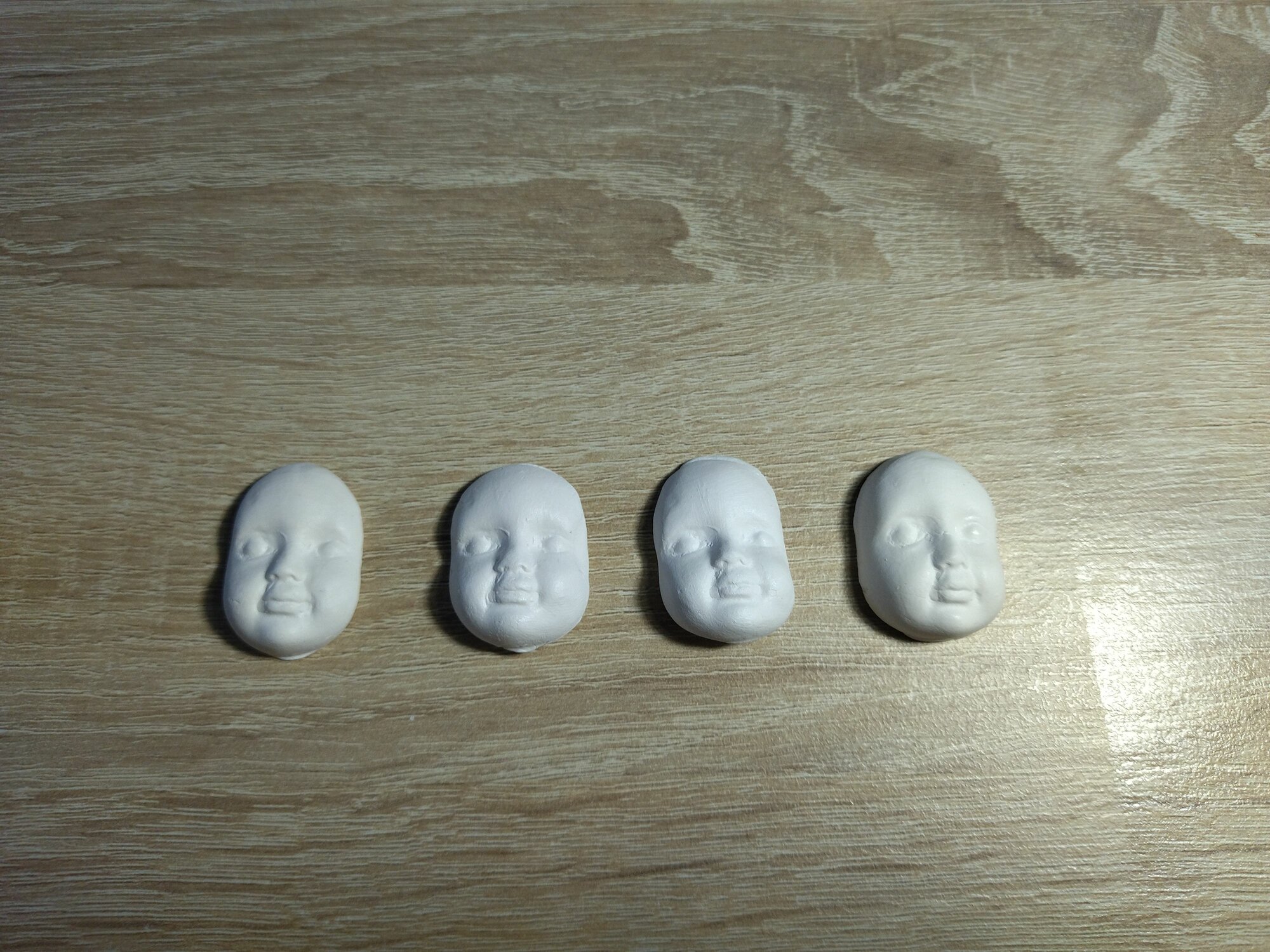 Набор лиц для ватной куклы. Личики для игрушек, 4 шт, глина