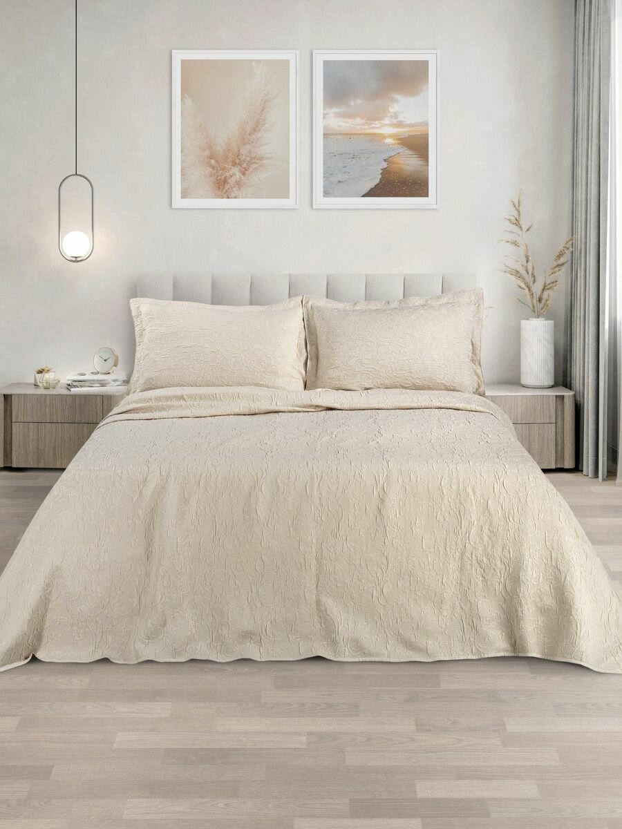 Покрывало на кровать, диван Евро 240х260 с наволочками 50х70, полиэстер