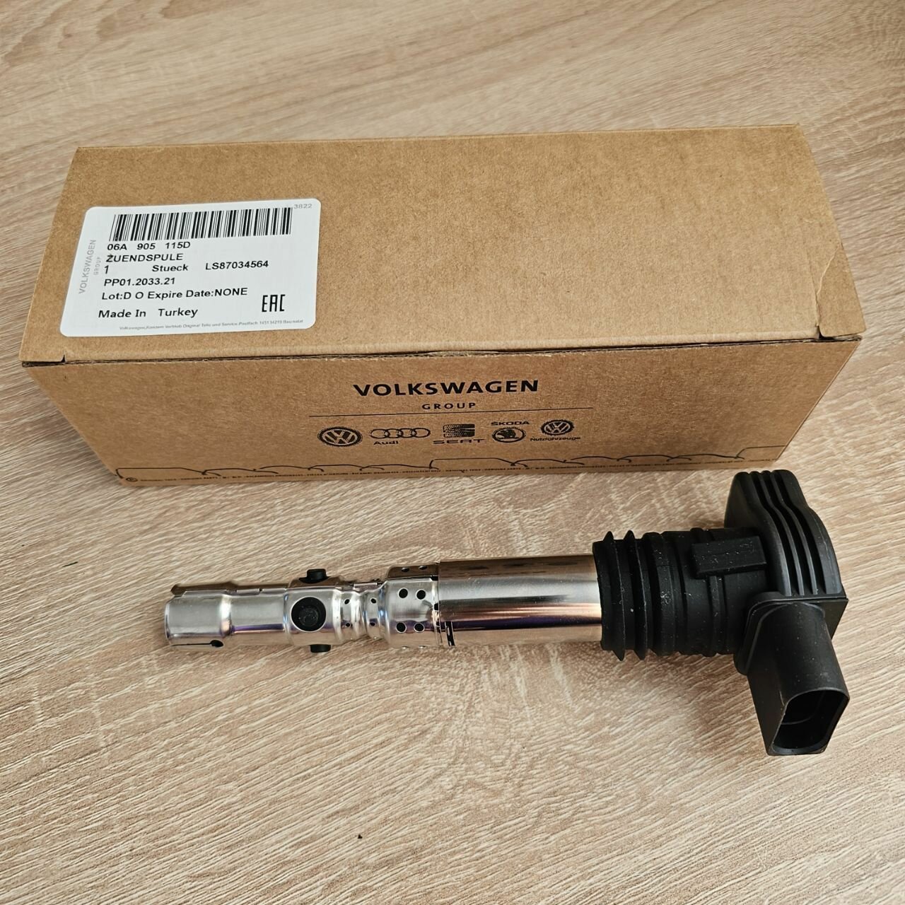 Катушка зажигания A4 A6 A8 2.0/3.0 04- TT Golf Passat 03- 1.8-3.0 - арт. 06A905115D VAG