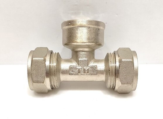 Тройник с переходом на внутреннюю резьбу обжим 20 х 3/4" х 20 TIEMME