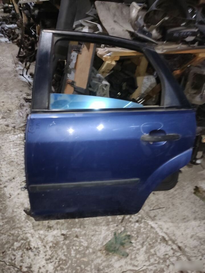 Дверь задняя левая Ford Focus 2 хэтчбек дорест