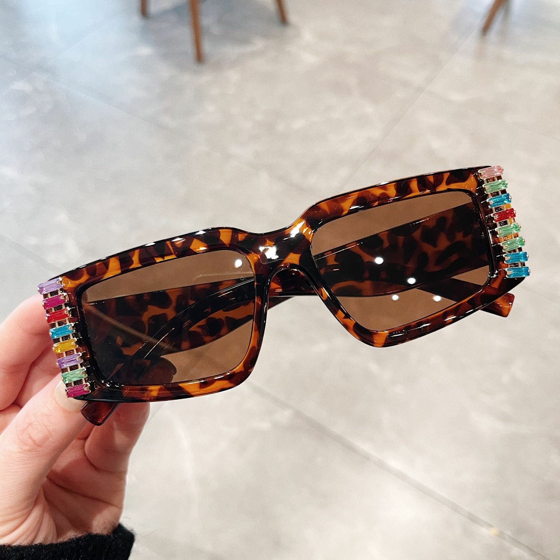 Солнцезащитные очки