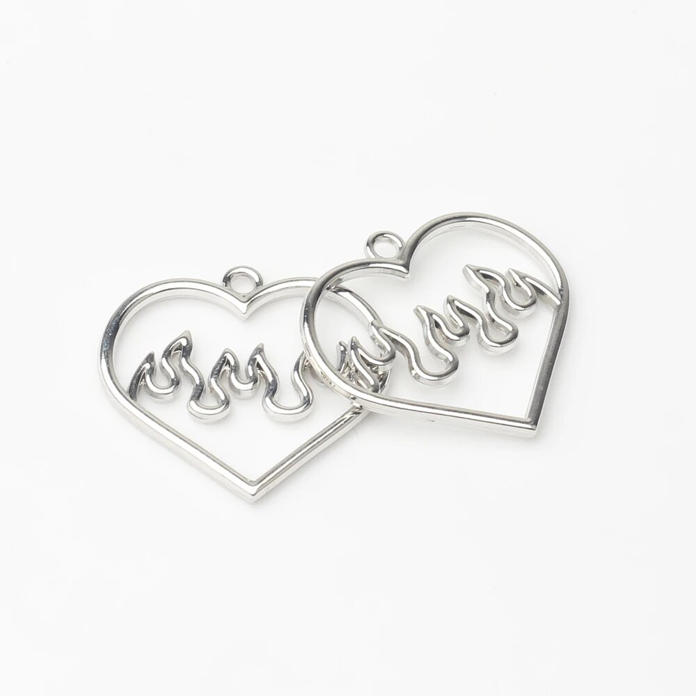 Шармы-сердечки из цинкового сплава MIZUKAGAMI (6 шт.) Серебряный, Silver
