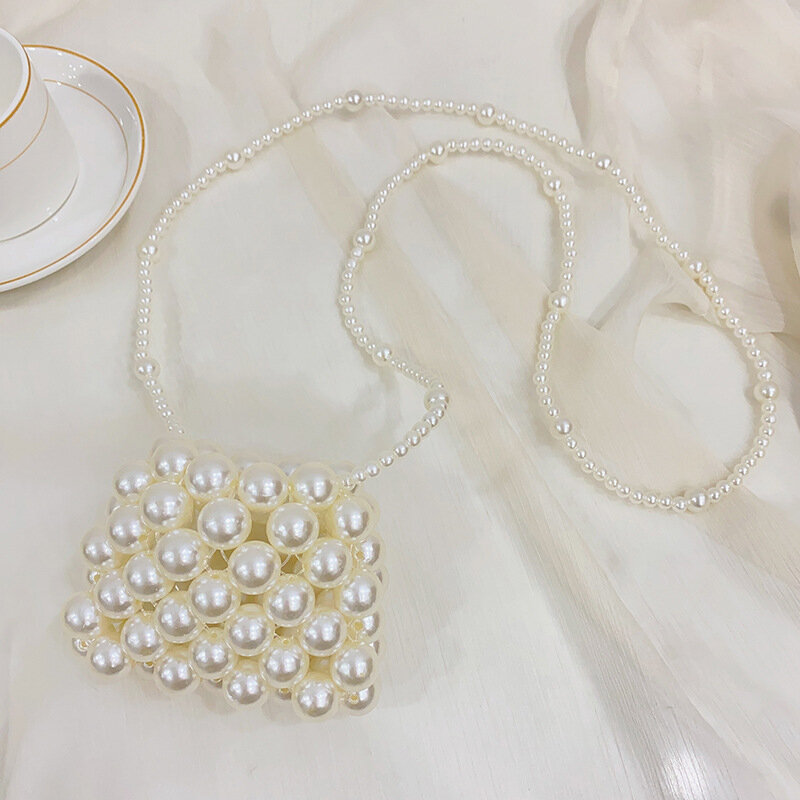 Сумка-мессенджер "Жемчужная", ручная работа, вышивка бисером, антиперламутровый цвет