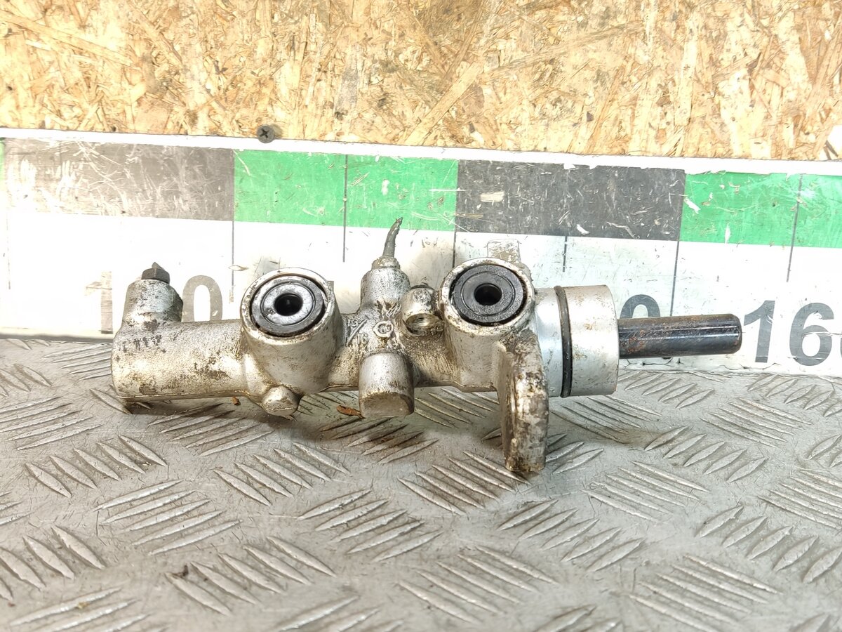 Цилиндр тормозов главный MAZDA 6 GG GJ8A4340ZB