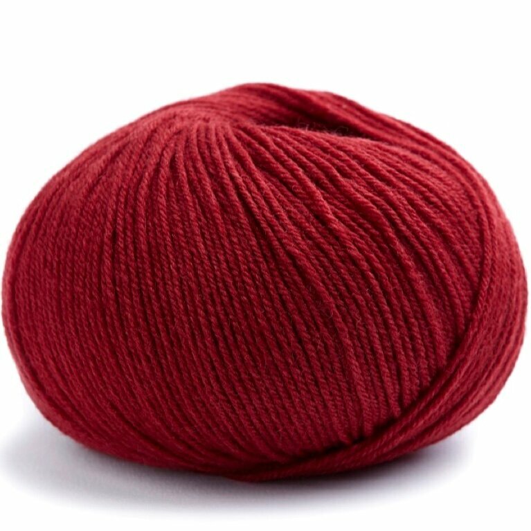 Merida /Мерида/ пряжа Lamana (50% шерсть мериноса сверхлегкая, 25% шелк, 25% полиамид), 50г/200м (33, karmin (кармин), красный)
