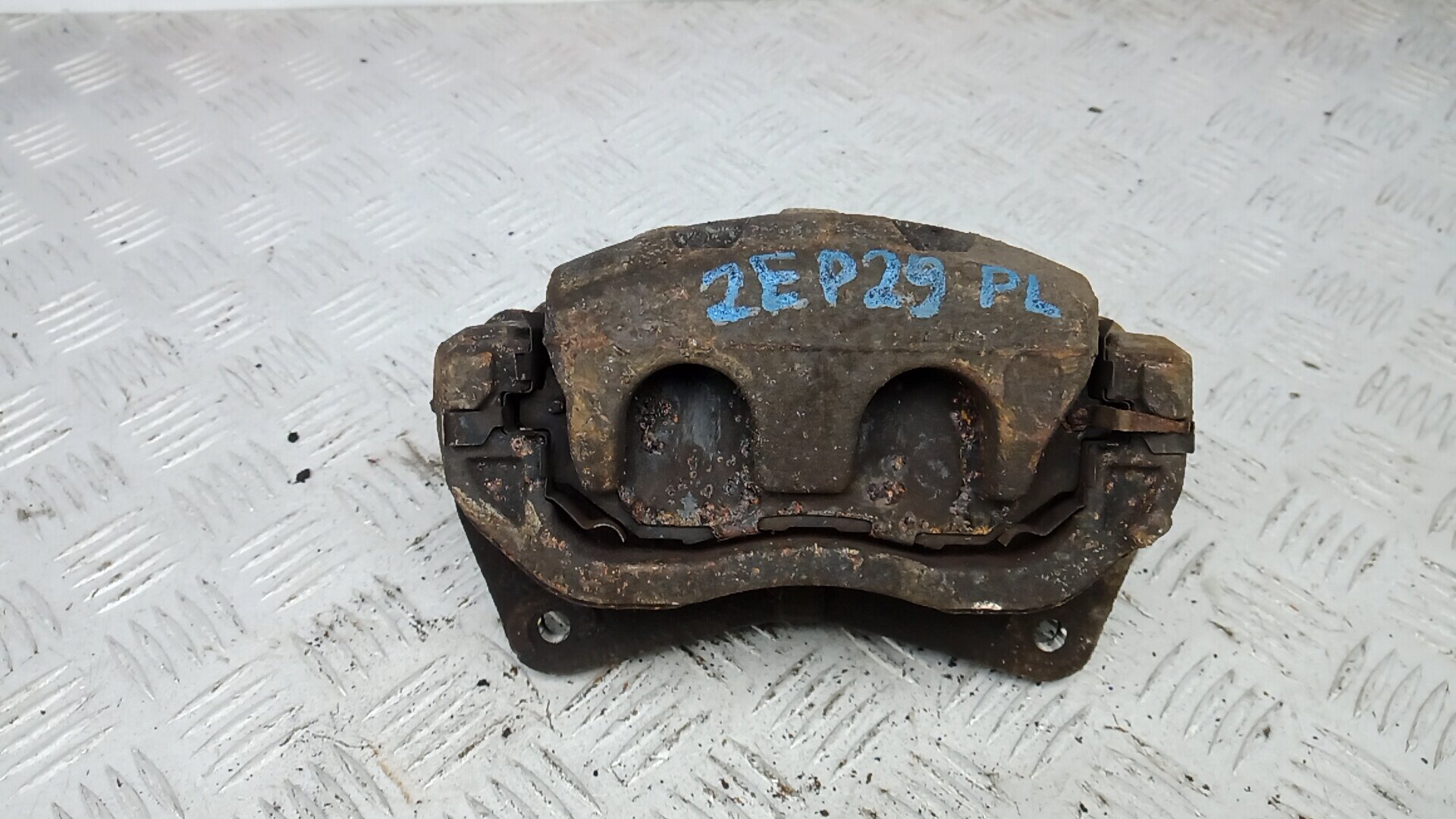 Суппорт тормозной передний левый SUBARU OUTBACK 5, Номер 26292AG051, 26225AG070