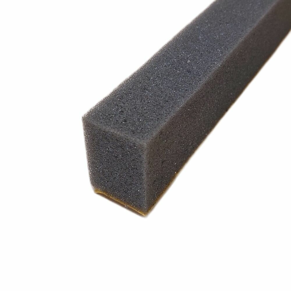 Уплотнитель самоклеящийся универсальный 20x40 мм 1 м