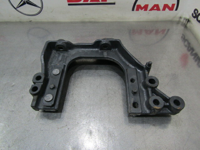 Кронштейн крыла переднего левого Scania 6-series