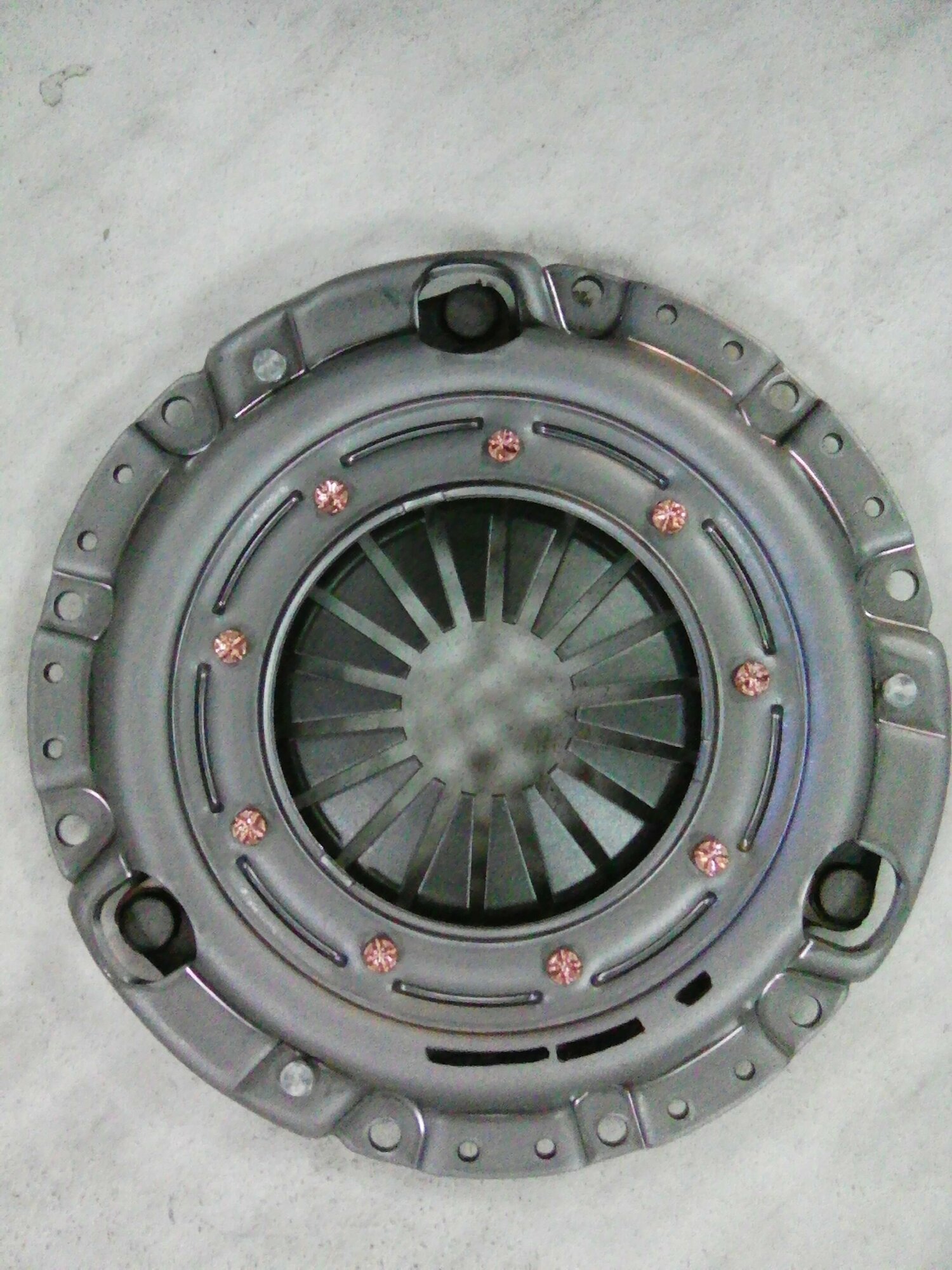 Корзина сцепления JAC S5 (2013-2019) [2.0 16V 5MT внедорожник Turbo] 1600010U1050