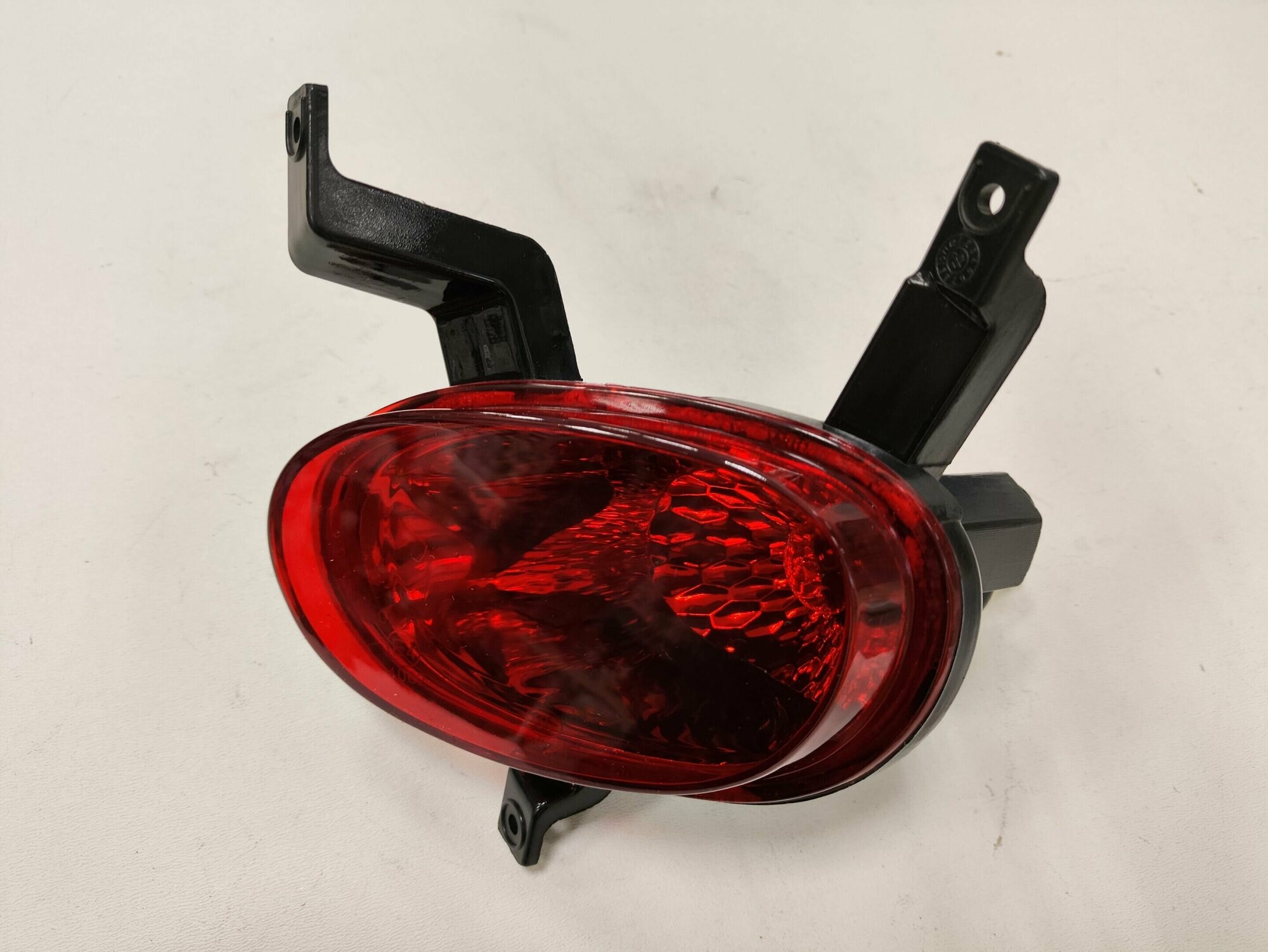 Фонарь противотуманный задний правый Chery Indis [1.3 16V 5MT хетчбэк] S18D3732040