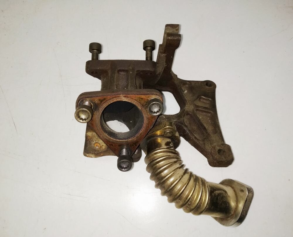 Выпускной коллектор турбины Volkswagen Touareg NF 059131799R