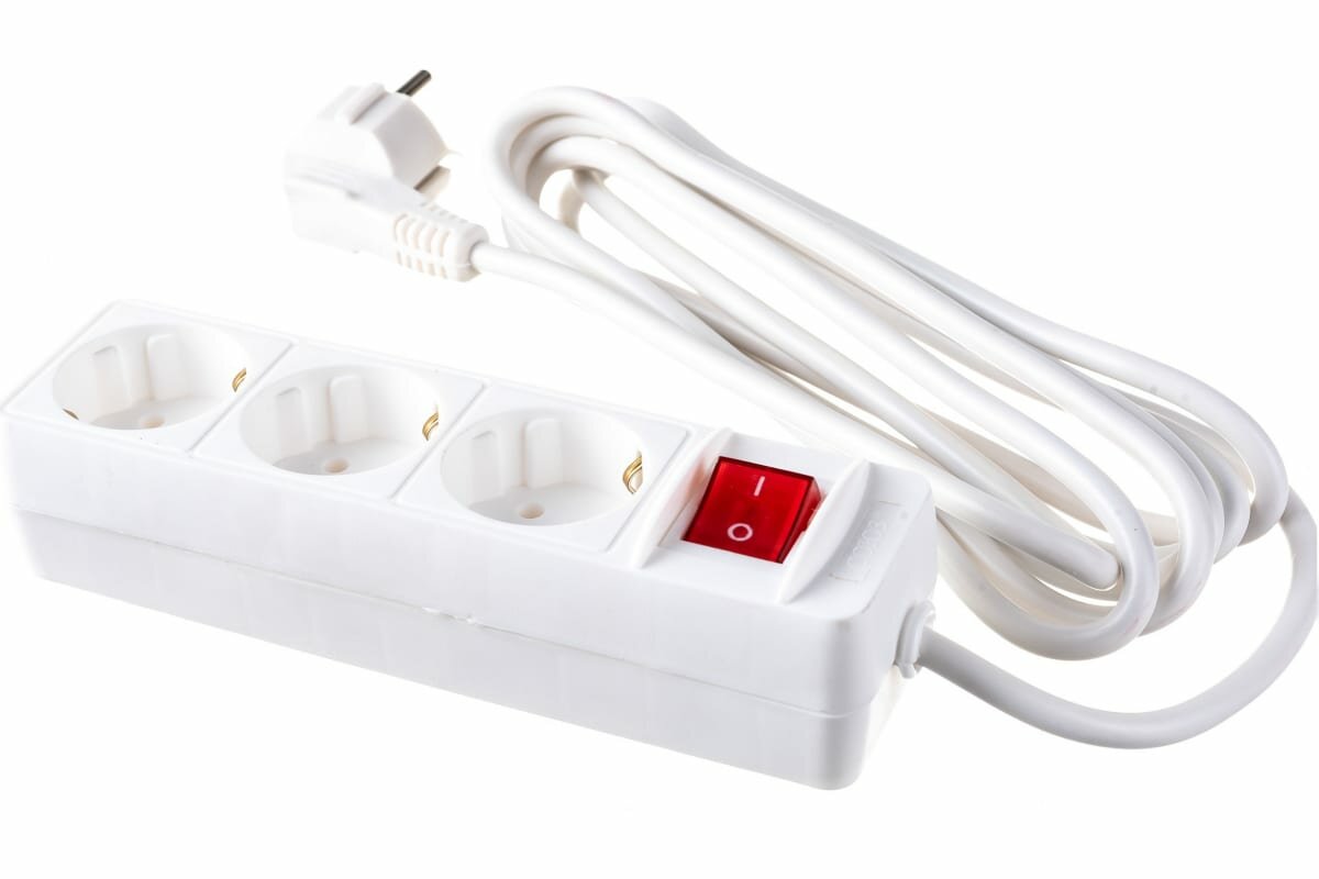 Союз 481S-8303 бытовой удлинитель с тремя гнёздами 3500 Вт и кабелем ПВС длиной 3 м
