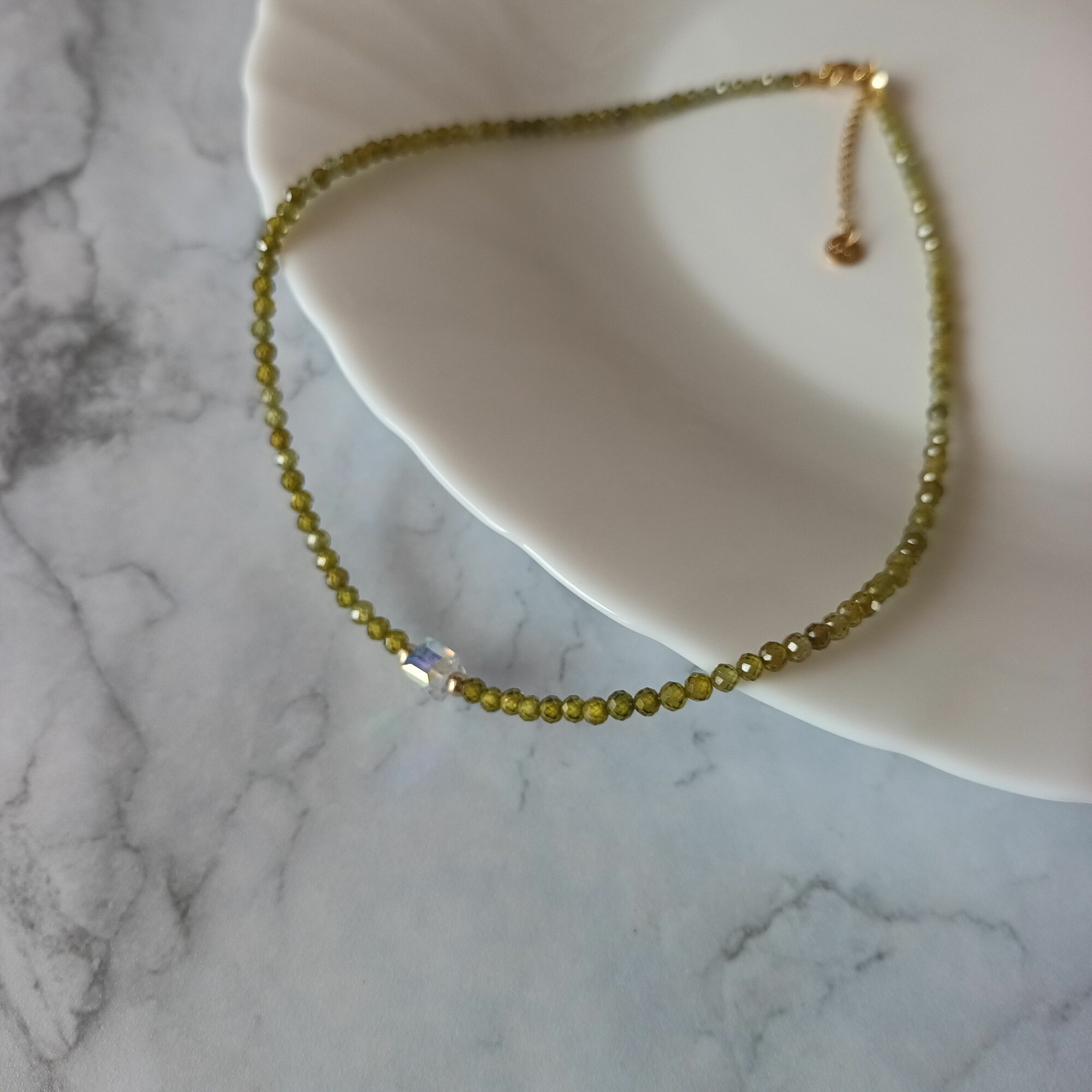 Колье, хрусталь