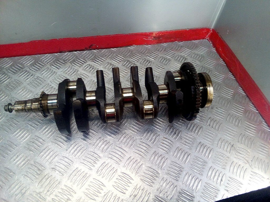 Коленвал (вал коленчатый) Mini Cooper Hatch 1 (R50) 11217508547 арт. 490704