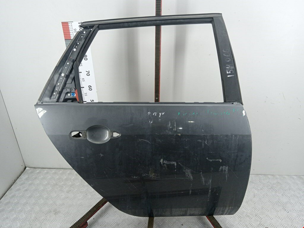 Дверь задняя правая Nissan Primera P12 82100BA130 арт. 2086888