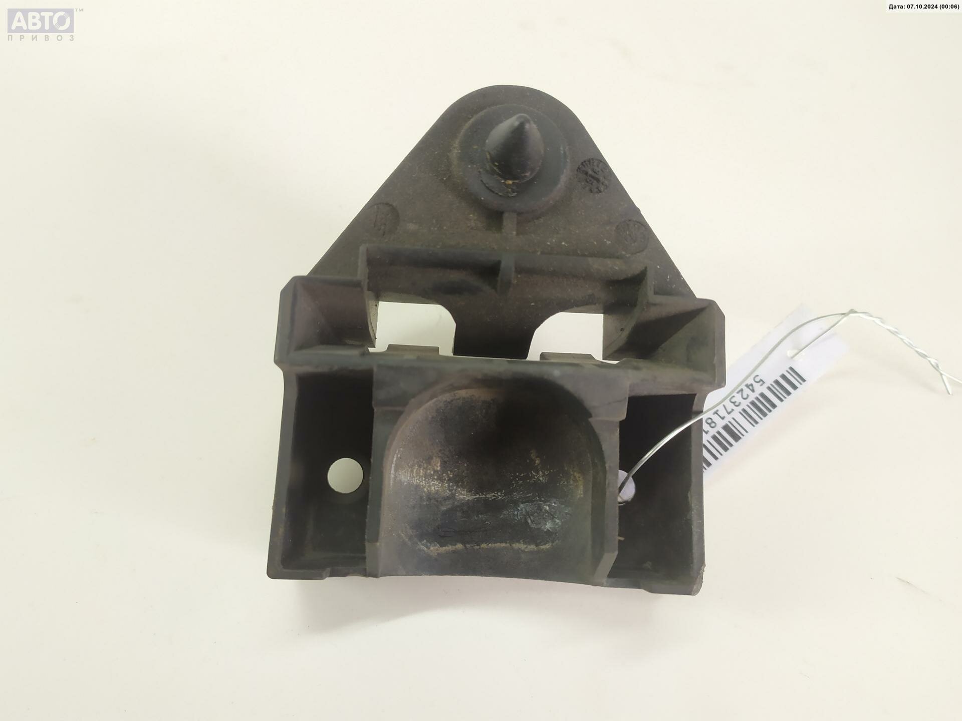 Кронштейн радиатора BMW 3 E36 (1991-2000)