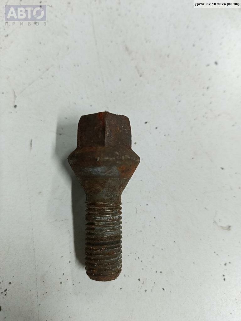 Болт колесный (гайка колесная) BMW 5 E39 (1995-2003)