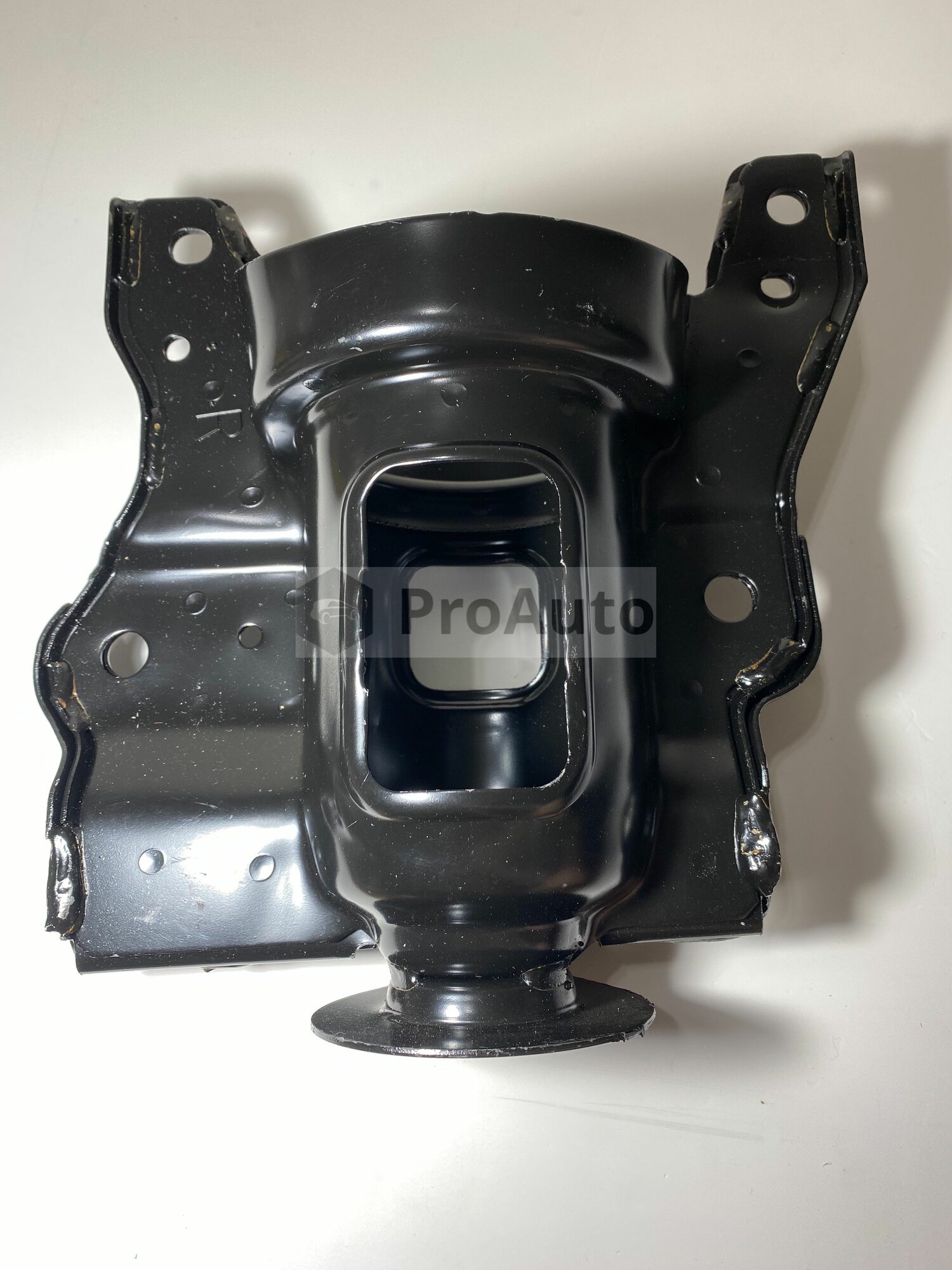 Опора амортизатора (кронштейн) задняя правая Хендай Соната Тагаз 02-10 Хендай / Киа 5536038601