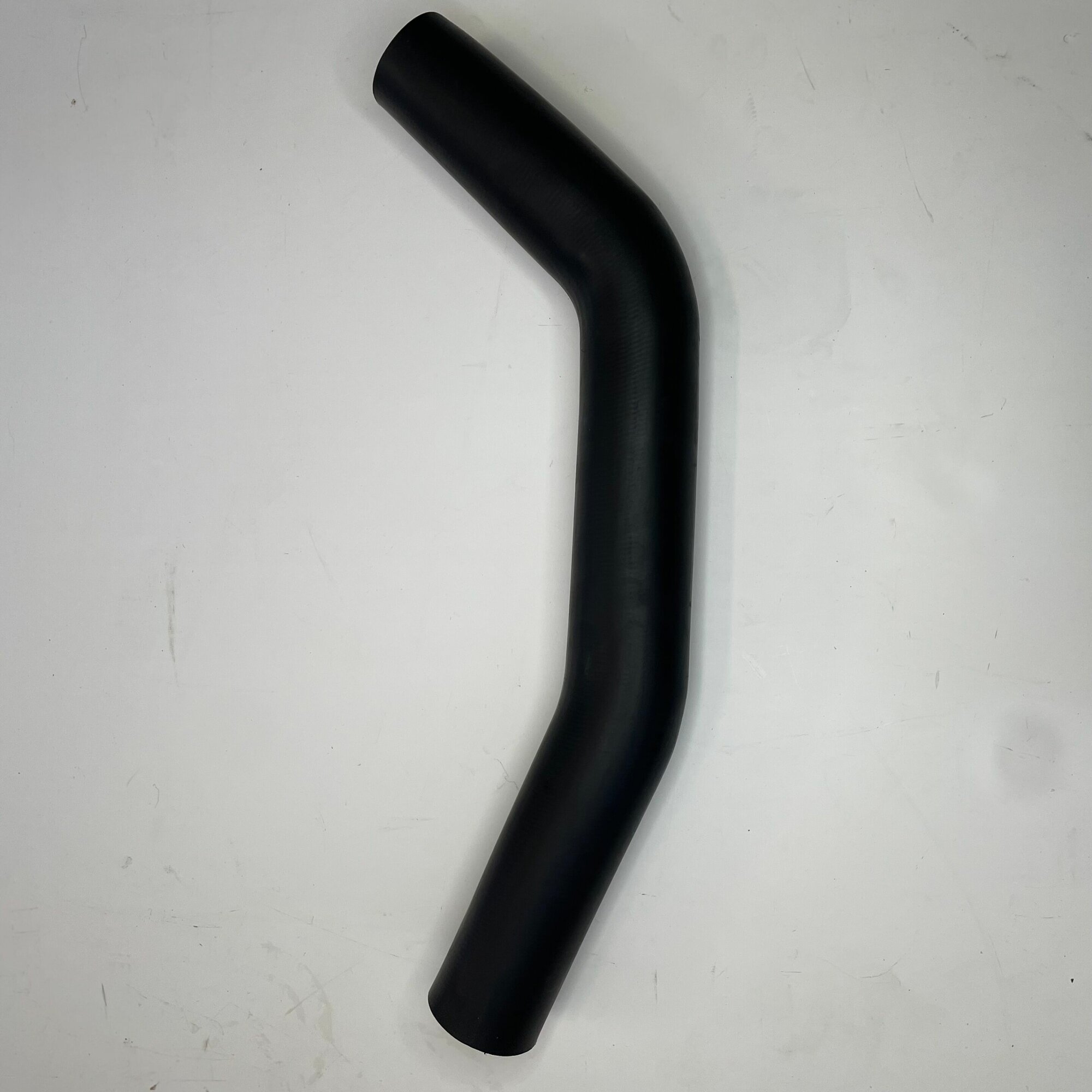 Патрубок радиатора нижний Sitrak C7H Max [12.4 24V 12 AMT грузовой 4X2 Turbo дизель (ретардер, Traxon ADR)] YG9625530002