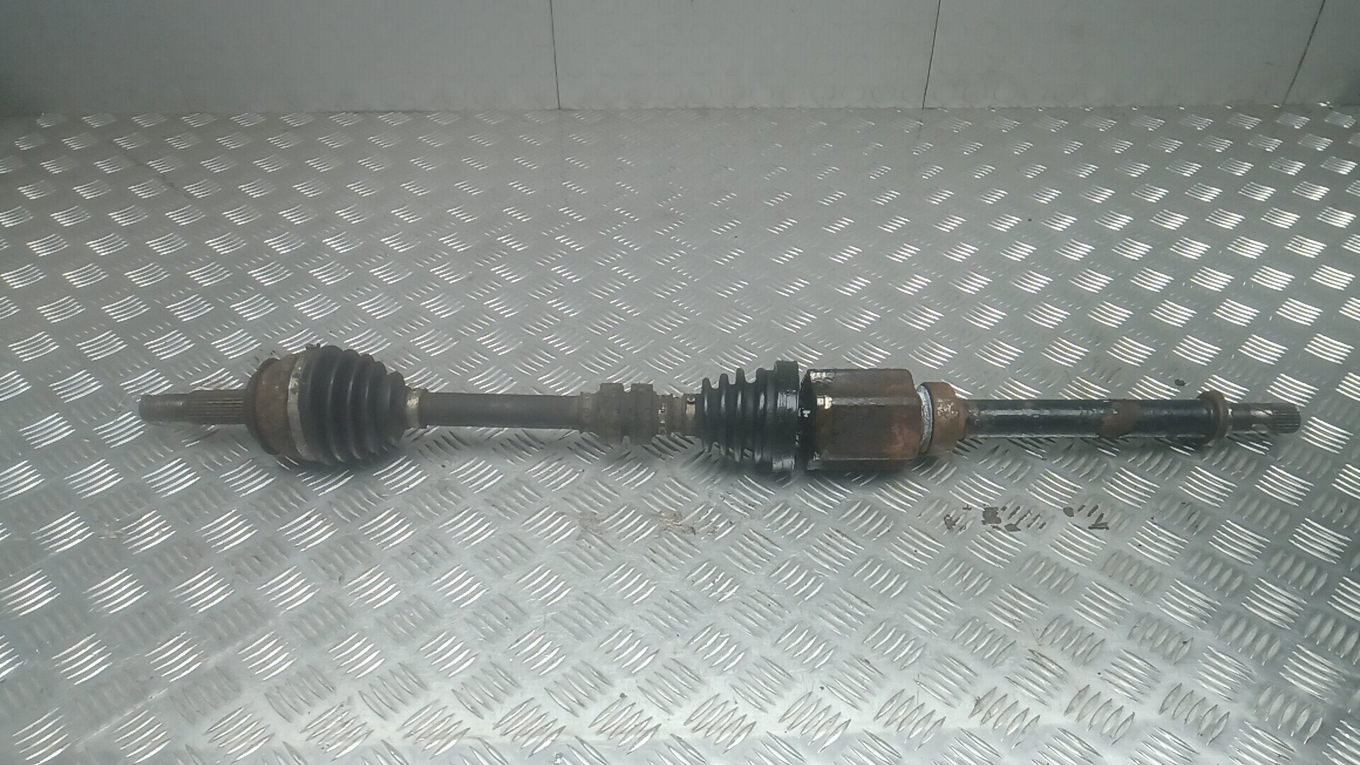 Привод передний правый NISSAN QASHQAI J11, Номер 391004EA0A