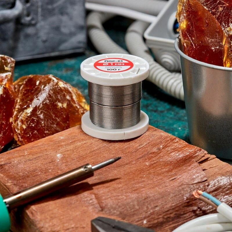 Припой с канифолью ПОС-61, 100г, 1мм, (олово 61%, свинец 39%), катушка REXANT