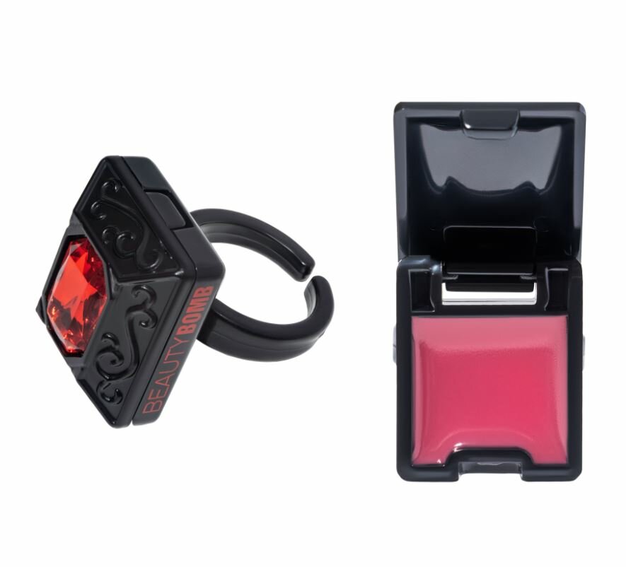 Бальзам Beauty Bomb для губ Brat, тон 01 Розовый, на губах прозрачный, 0.6 гр