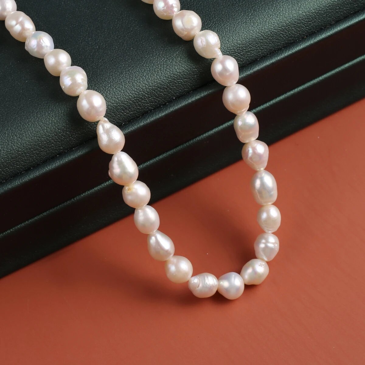 Жемчужные бусы из натурального пресноводного жемчуга 6-7 мм