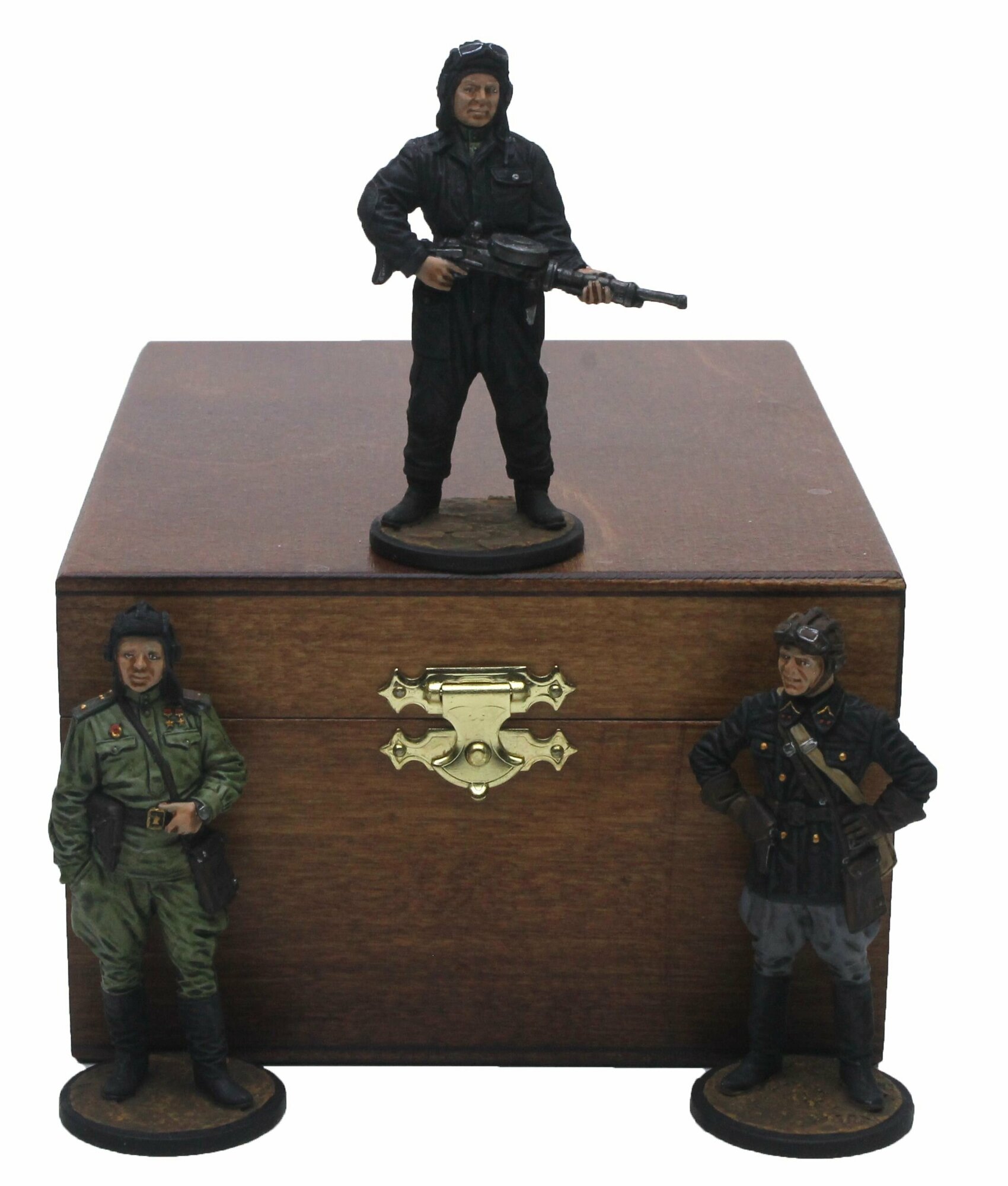 "Вторая мировая война, Красная Армия Три танкиста" №1ЕК (3 п1) набор оловянных солдатиков полуколлекционный покрас в деревянной коробке
