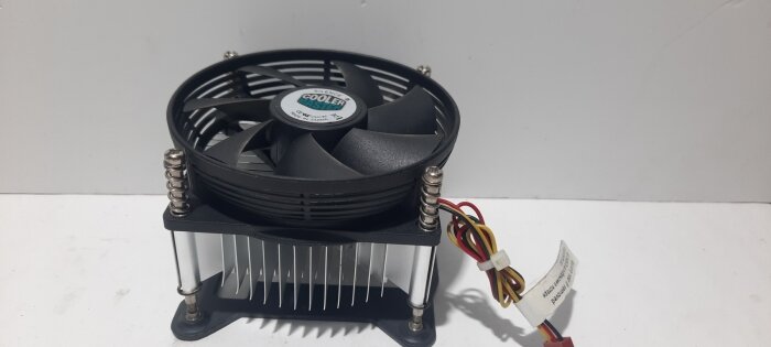 Кулер CPU 775 Cooler Master алюминий крестовина 3 Pin