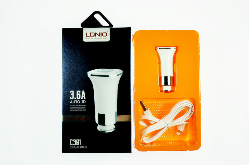 Автомобильное зарядное устройство LDNIO C301 2usb+кабель Lightning 3600 мАч