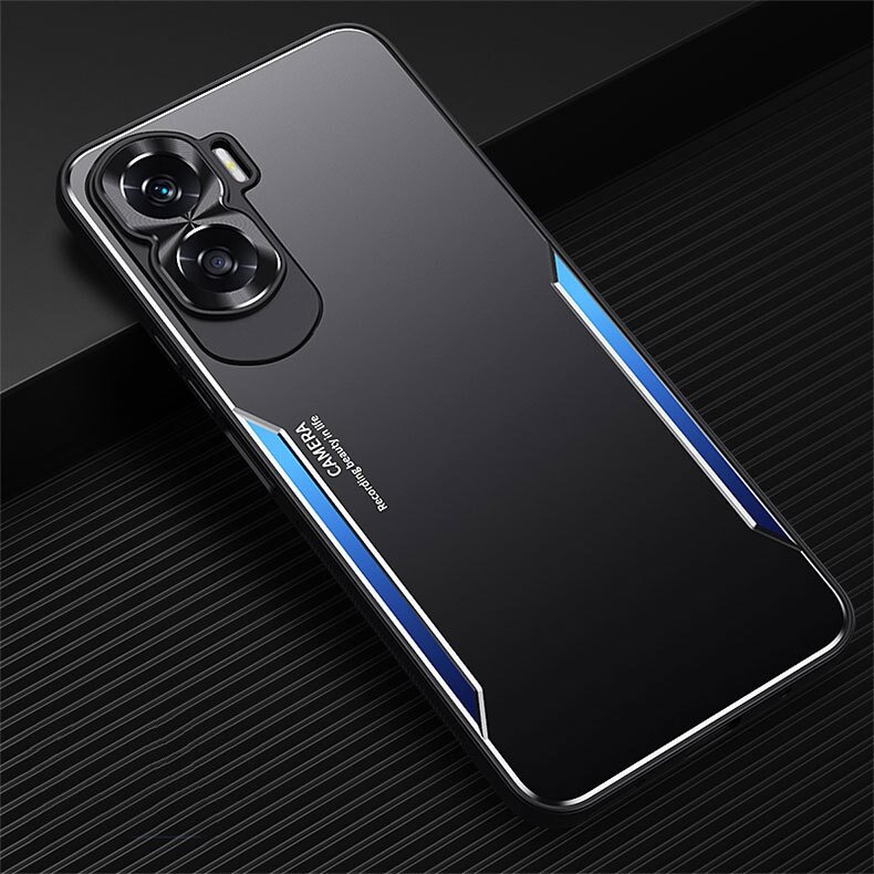 Чехол-накладка MyPads на Honor X50i / Honor 90 Lite из тончайшего облегченного авиационного алюминия, черная с синими вставками