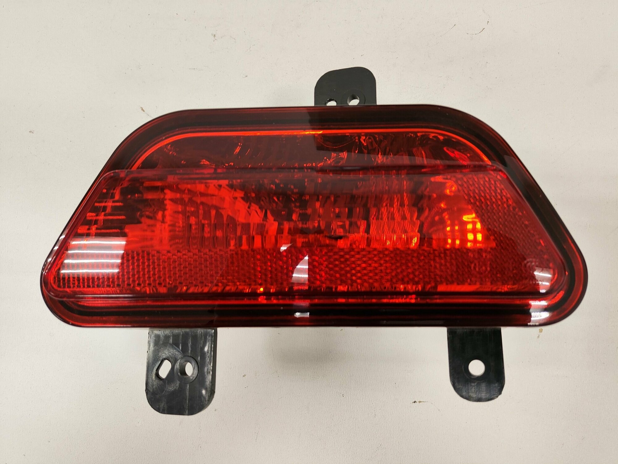 Фонарь противотуманный задний правый Lifan X50 [1.5 16V CVT внедорожник] AAB4116400