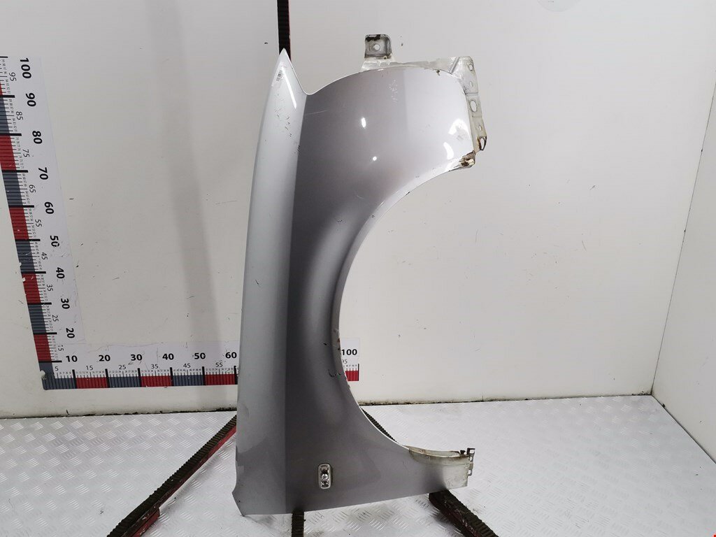 Крыло переднее правое Audi A6 C5 4B0821106B арт. 1736798