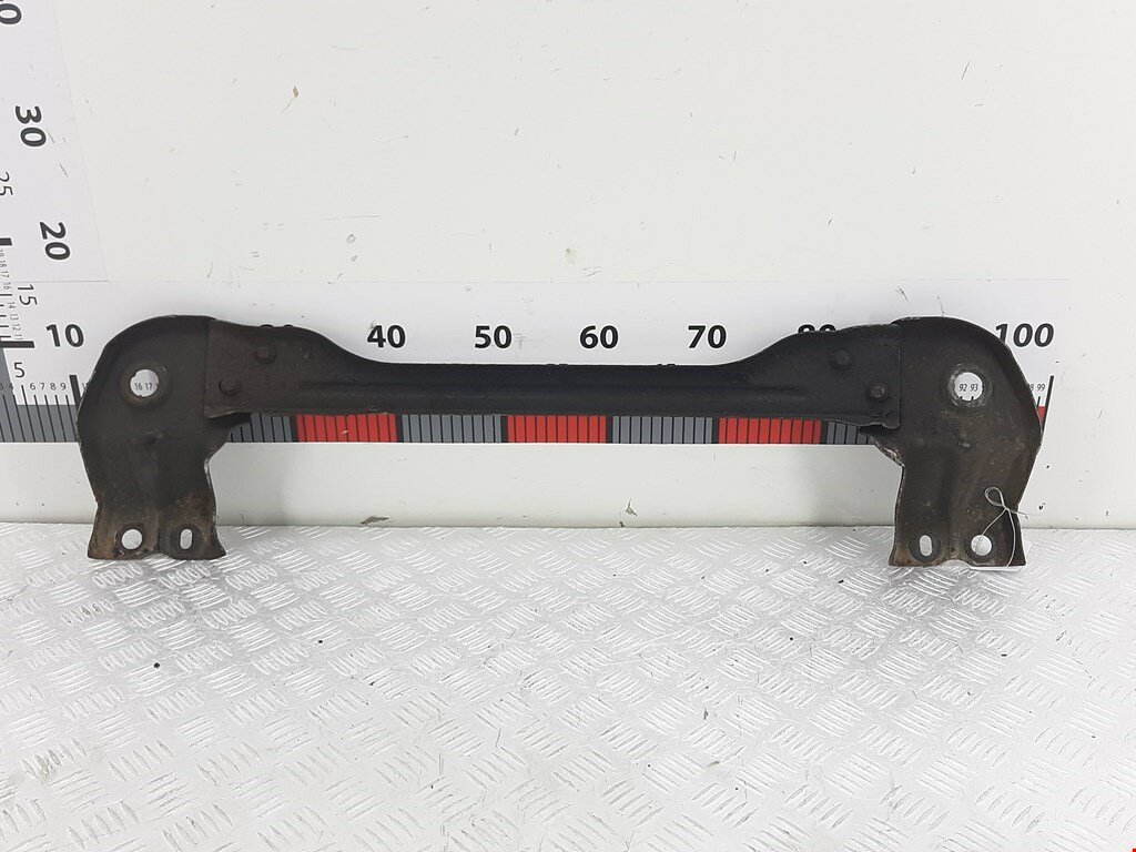Балка под радиатор Land Rover Freelander 2 6G9NR10684CC арт. 2026699